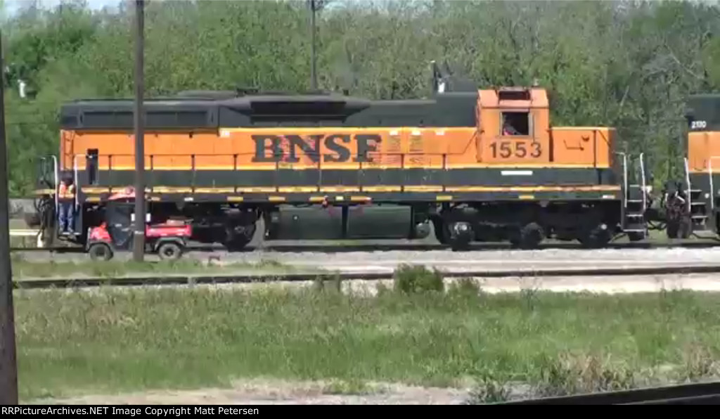 BNSF 1553